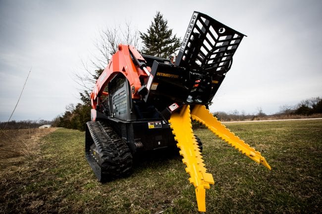 Danuser Intimidator w/ Side Teeth $4350 $400 OFF $3950 - Forklifts-N-More
